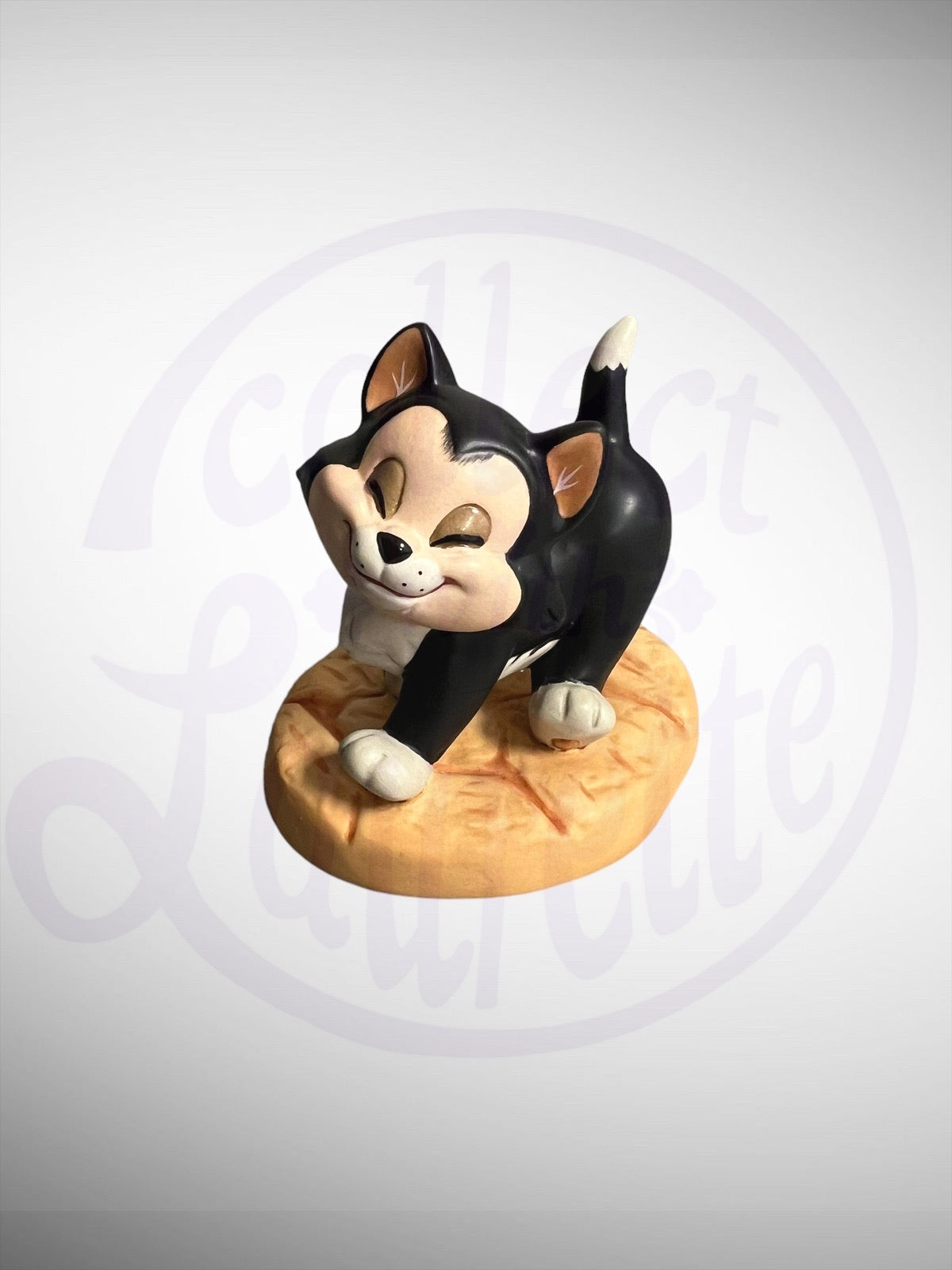 Walt Disney Classics Collection - WDCC Pinocchio Say Hello to Figaro F ...