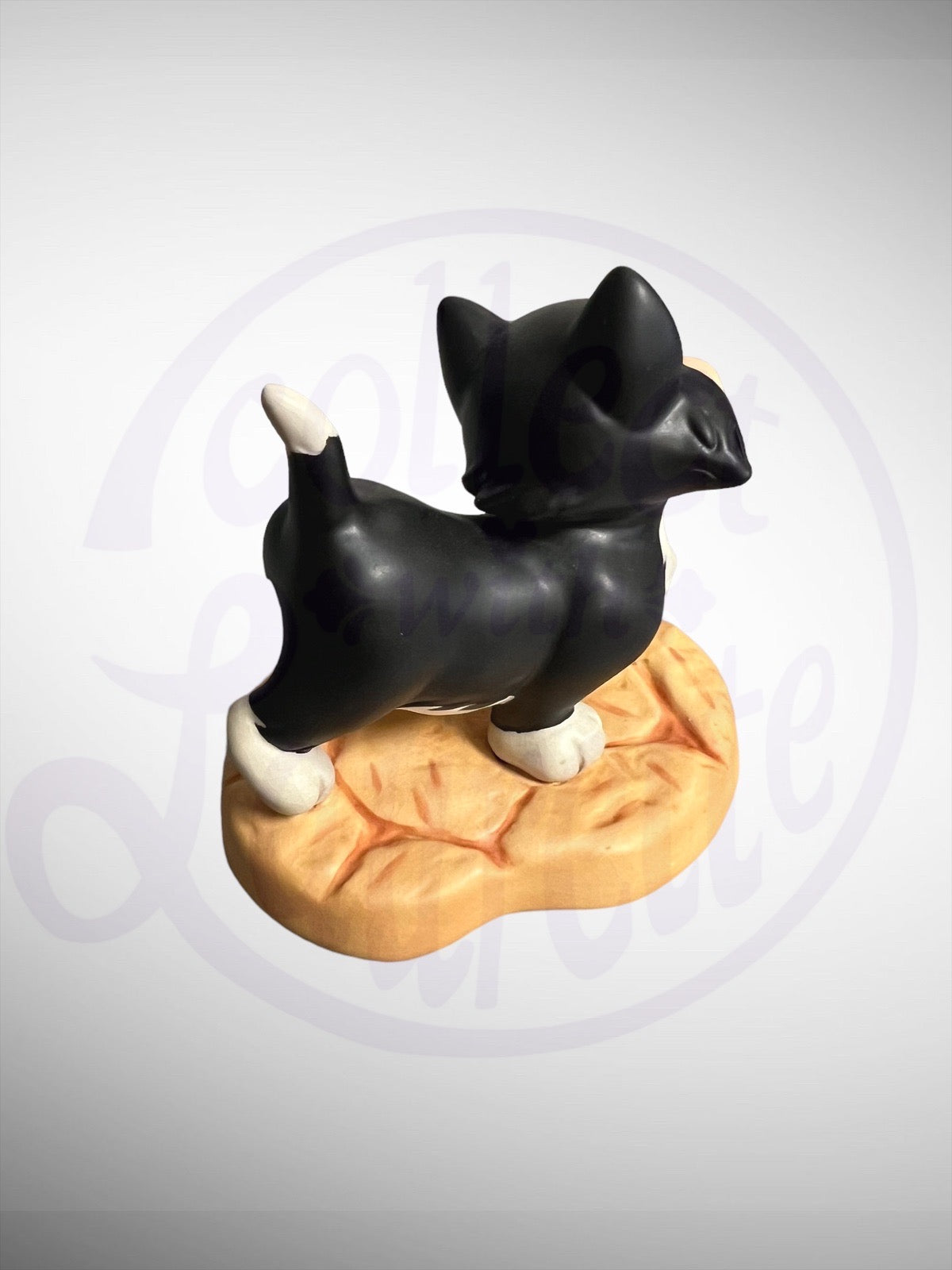 Walt Disney Classics Collection - WDCC Pinocchio Say Hello to Figaro F ...